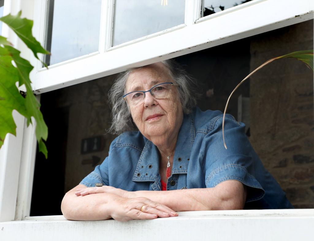 Cuestionario Proust Helena Villar Janeiro: novelista e escritora ...